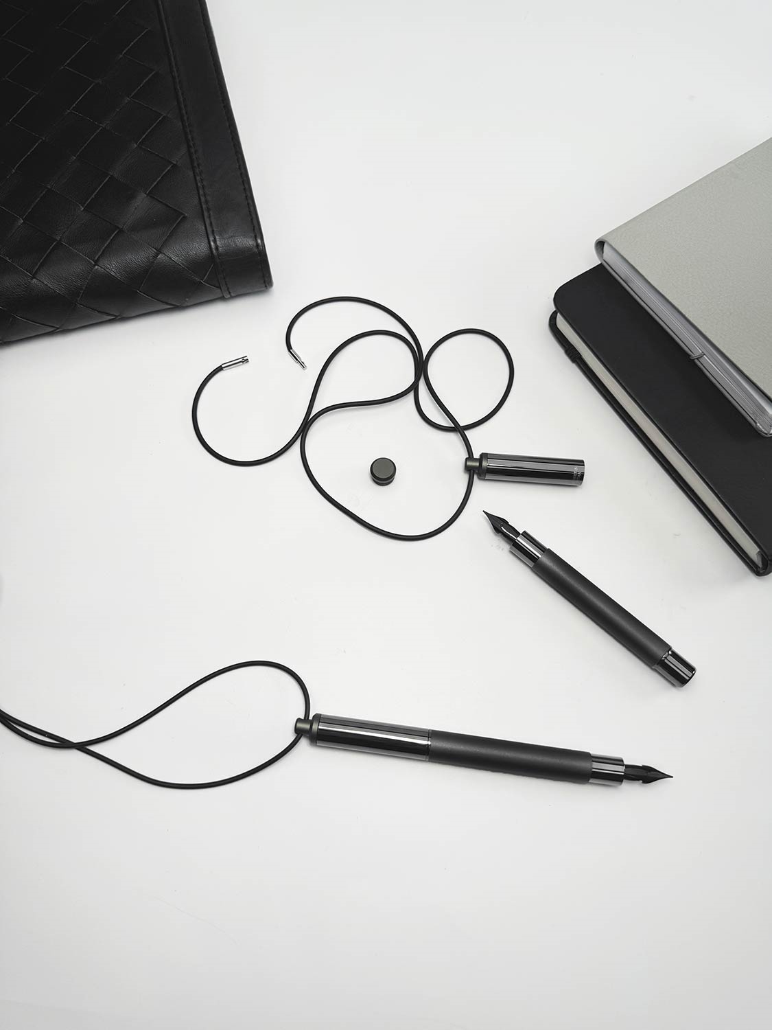 Monteverde Ritma Convertible Pocket-Neck Fountain Pen Black with ...