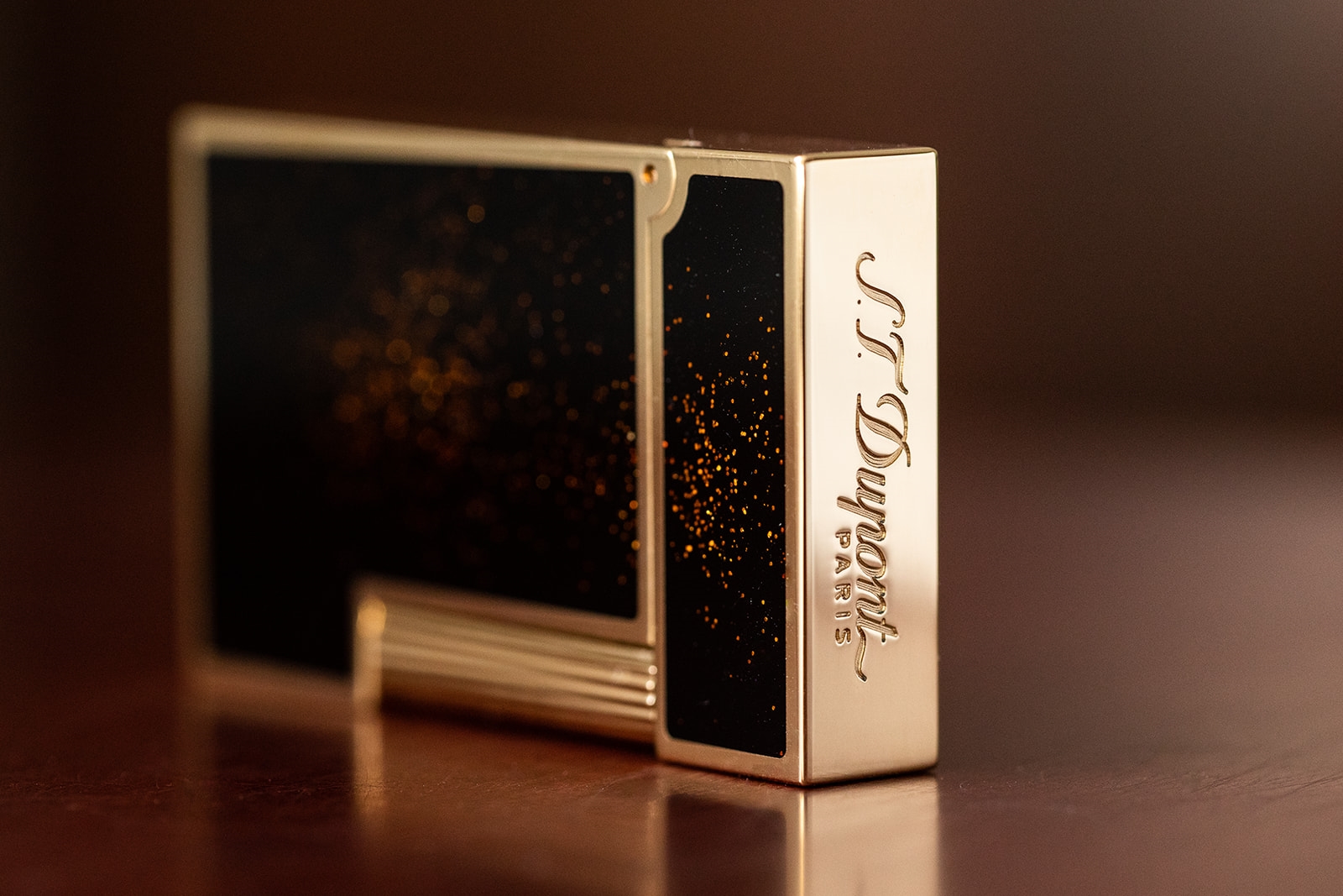 Dupont Gold Dust Line 2 Lighter